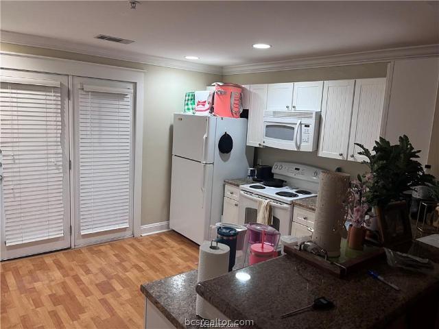 1725 Harvey Mitchell Parkway S 1732