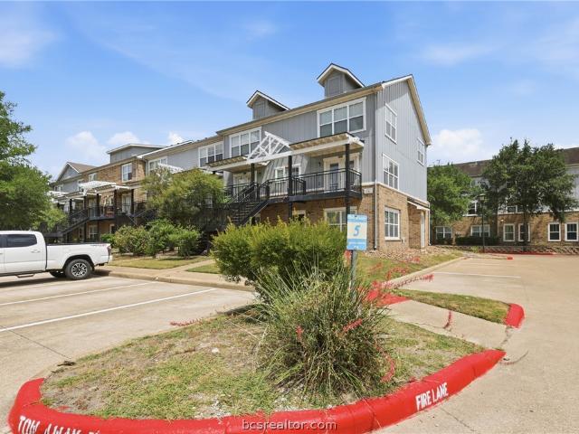 1725 Harvey Mitchell Parkway S 1830