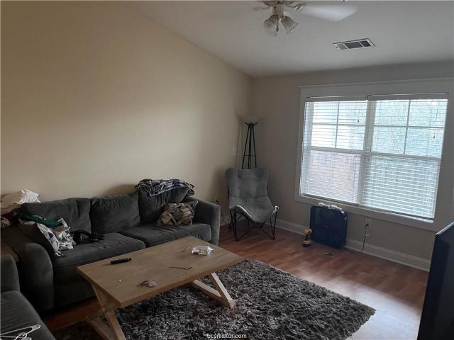 1725 Harvey Mitchell Parkway S 2233