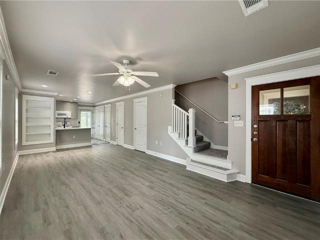 1725 Harvey Mitchell Parkway S 4511