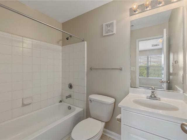1725 Harvey Mitchell Pkwy S, Unit 1530, College Station, TX 77840 | MLS #26003