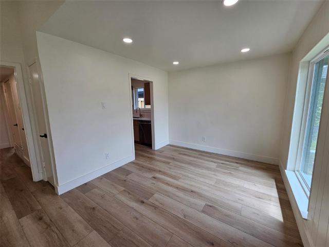 1725 R Avenue # 1727