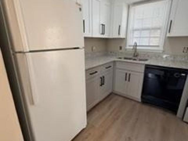 1725 Sturgeon Road