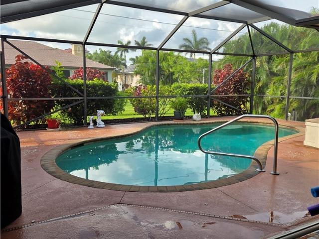 1725 SW 49th Ln, Cape Coral, FL 33914 | MLS #2025019