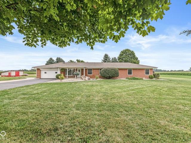 1725 S 200 E, Lebanon, IN 46052
