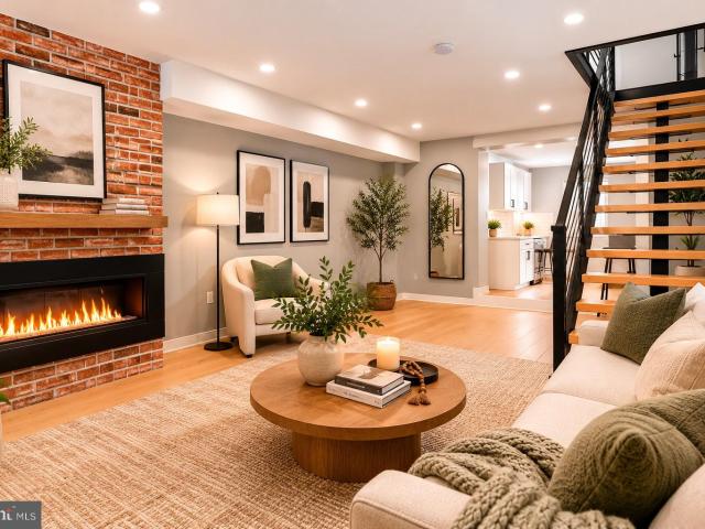 1725 W Thompson St, Philadelphia, PA 19121 | MLS #PAPH2628