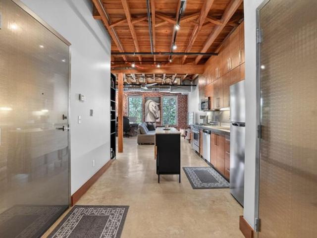 1725 14th St Apt 207, Sacramento, CA 95811