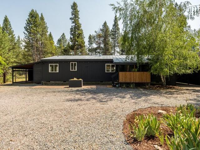 17265 Canvasback Dr, Bend, OR 97707