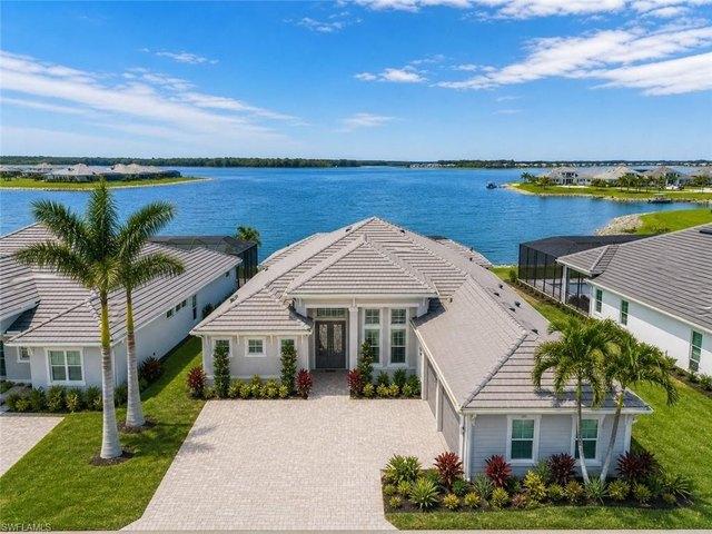 17266 Blue Sapphire Dr, Fort Myers, FL 33913