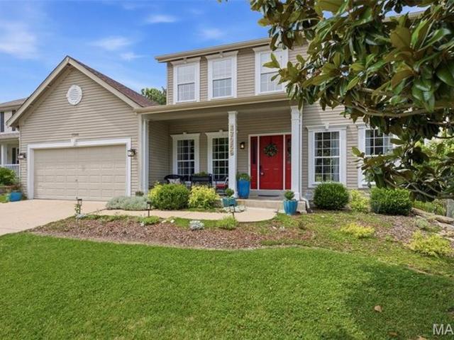 17269 Hilltop Ridge Dr, Eureka, MO 63025