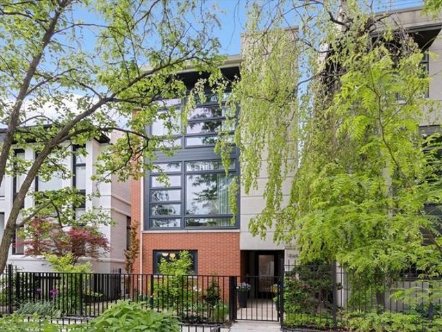 1726 N Winchester Ave, Chicago, IL 60622
