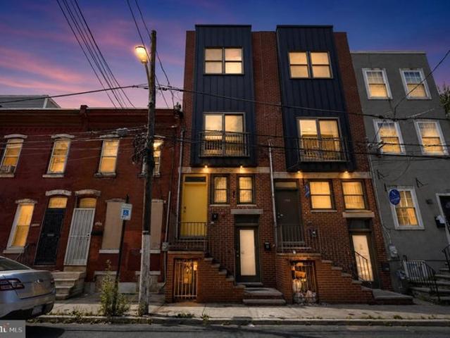 1726 Arlington St, Philadelphia, PA 19121