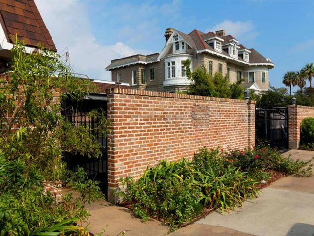1726 Broadway St Apt B12, Galveston, TX 77550