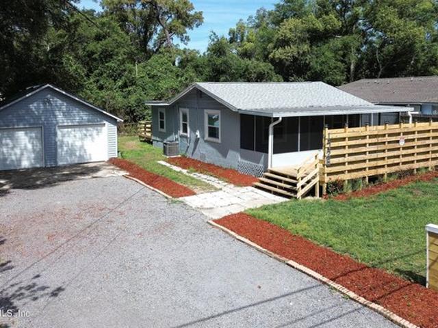 1726 Hilltop Blvd, Jacksonville, FL 32246