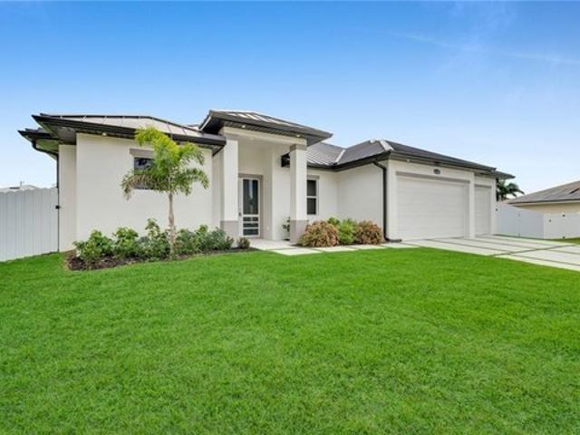 1726 SW 36th Ter, Cape Coral, FL 33914