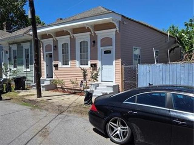 1727/1 Marais St, New Orleans, LA 70118