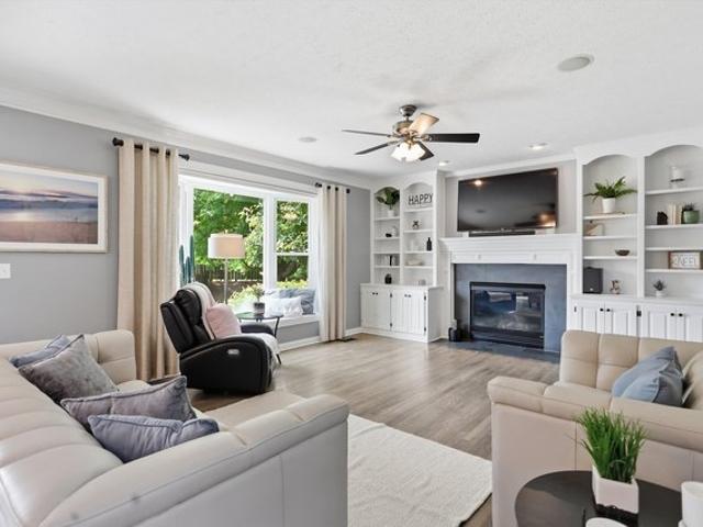 17275 Blue Moon Dr, Noblesville, IN 46060