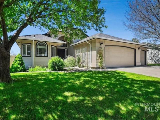 1727 N Vinifera Pl, Kuna, ID 83634