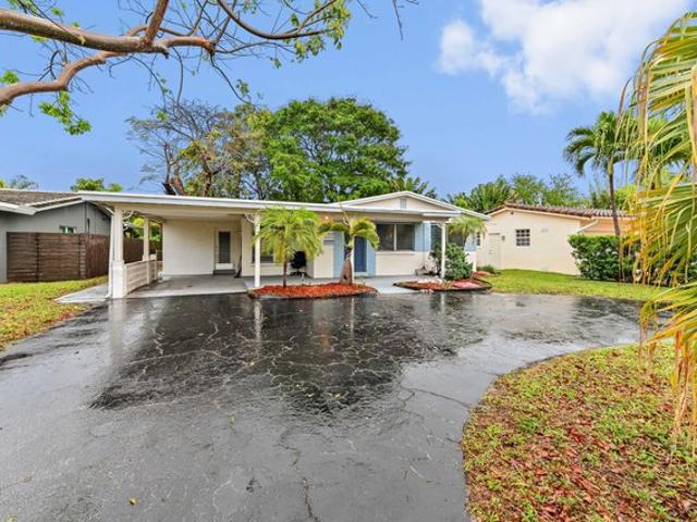 1727 NE 37th St, Oakland Park, FL 33334