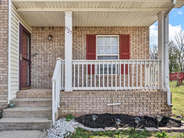 1727 Needmore Rd, Clarksville, TN 37042 | MLS #3158 | Compass