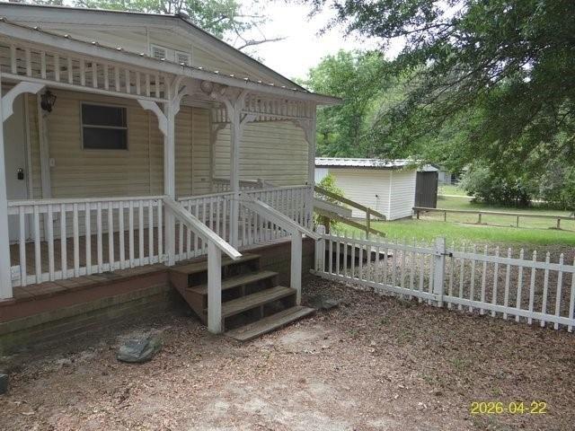 1727 Arrowhead Dr, Eufaula, AL 36027