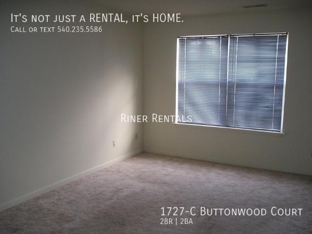 1727 C Buttonwood Court, 2 beds, 1 full and 1 half bath