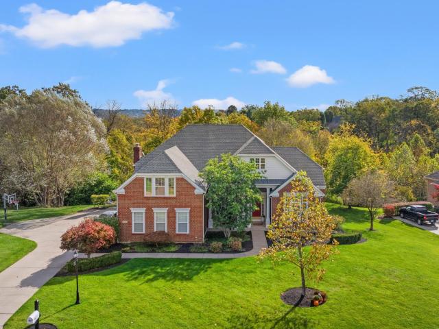 1727 Coachtrail Dr, Hebron, KY