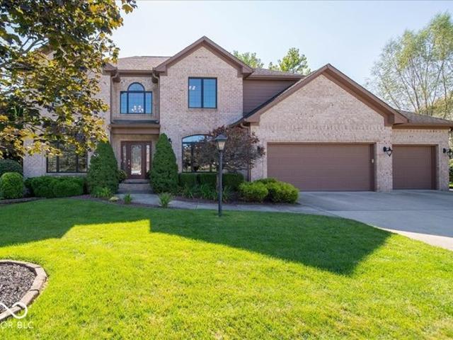 1727 Corral Ct, Greenwood, IN 46143