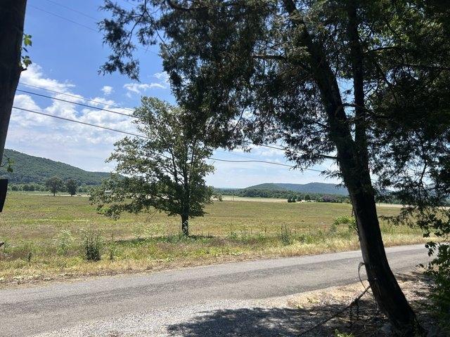 1727 County Road 17, Scottsboro, AL 35768