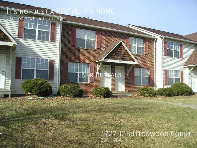 1727 D Buttonwood Court, 2 beds, 1 full and 1 half bath