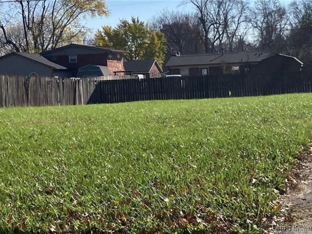 1727 Driftwood Dr, Clarksville, IN 47129 | MLS #202509 | Compass
