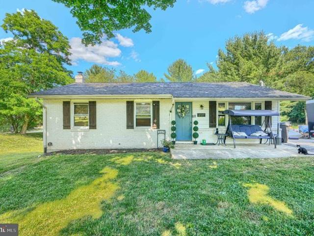 1727 Indian Ct, Hampstead, MD 21074