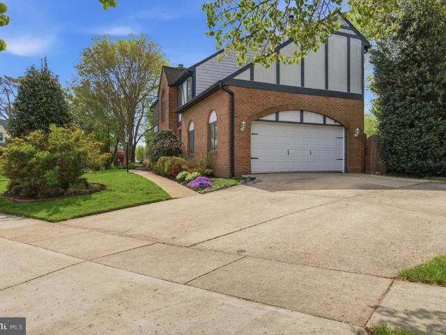 1727 Peartree Lane