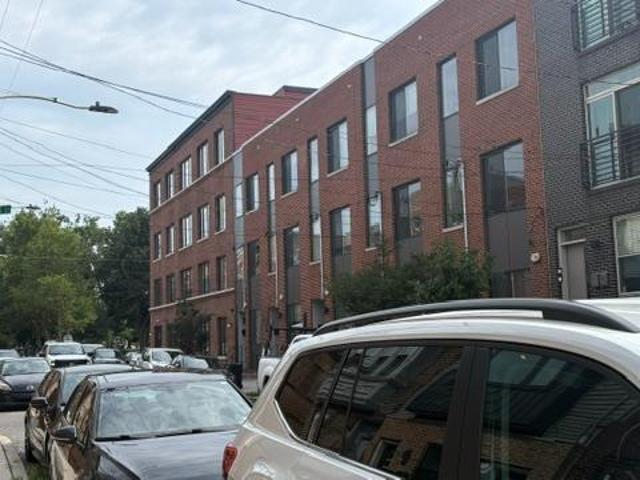1727 S 4Th Street