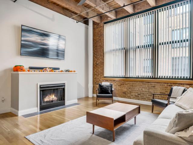 1727 S Indiana Ave, Unit 320, Chicago, IL 60616 | MLS #12607 | Compass