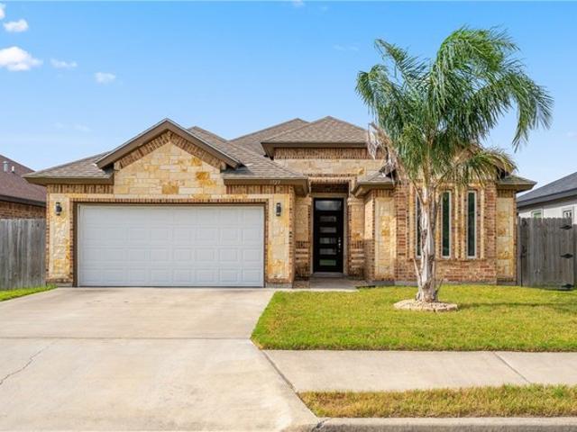 1727 The Park Dr, Kingsville, TX 78363