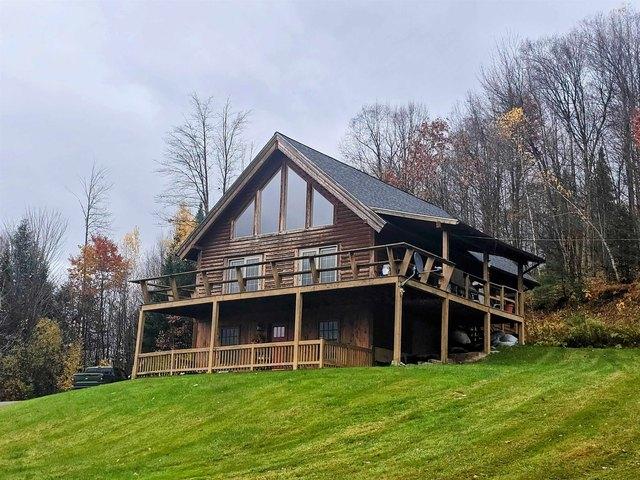 1727 Vermont Route 14, Irasburg, VT 05845
