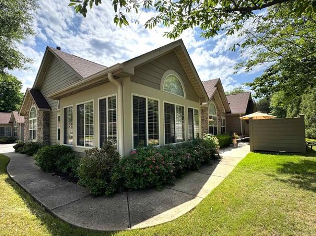 1727 W Southfield Cir, Memphis, TN 38016