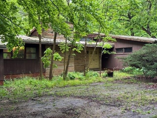 1727 W Woodhill Dr, Ashland, OH 44805