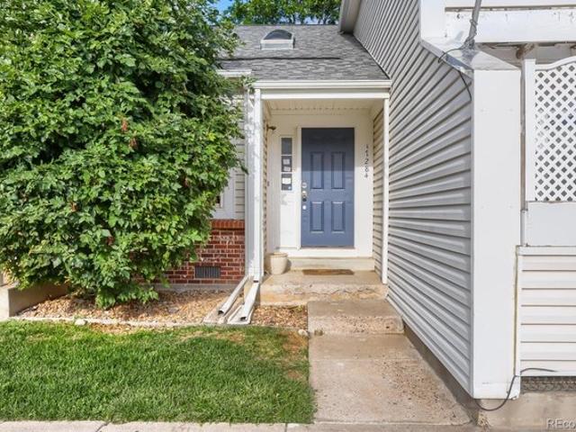 17284 E Ford Dr, Aurora, CO 80017