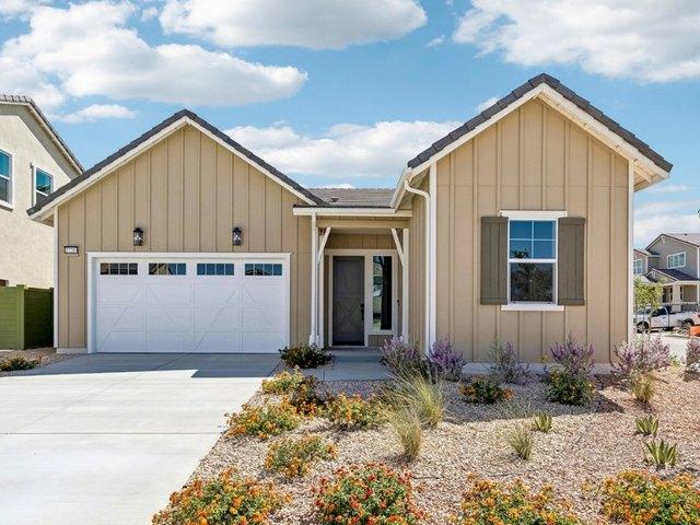 17285 Whiskey Mdws, Hesperia, CA 92345