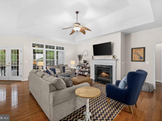 17289 Miss Mollys Lane