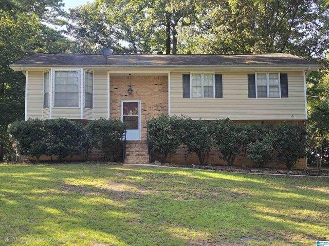 1728 Magnolia St, Gardendale, AL 35071