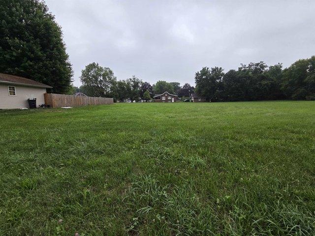 1728 Montague St, Rockford, IL 61102