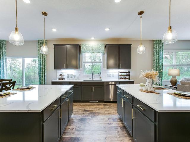 1728 Oak Creek Pass
