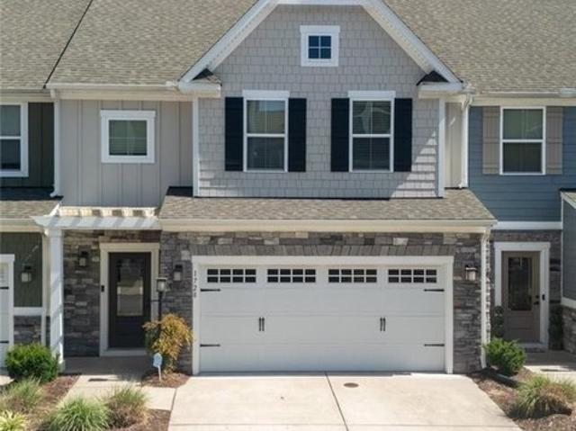 1728 Barkadeer Cv, Chesapeake, VA 23323