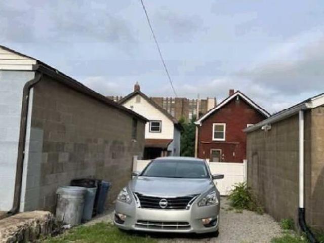 1728 Constitution Blvd, New Kensington, PA 15068 | MLS #1729