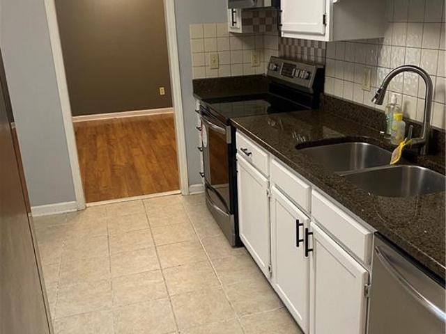 1728 Empress Lane