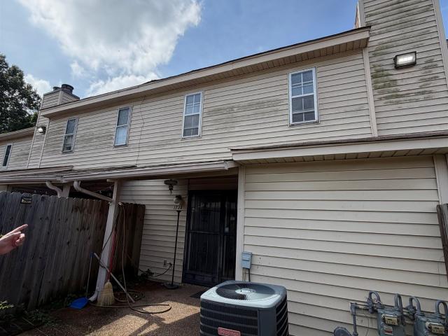 1728 fox hunt dr
