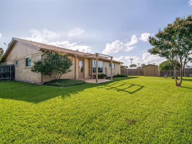 1728 Roundrock Trail